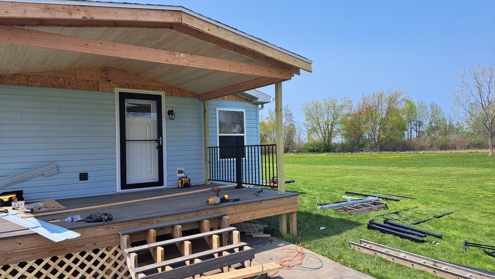 BOWDEN CONSTRUCTION - Updated June 2025 - 21 Photos - 71 Point Dr N ...