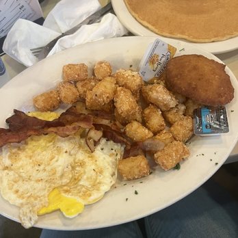 BAY LOCAL EATERY - 1694 Photos & 971 Reviews - 2917 Shore Dr, Virginia ...