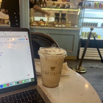 REPUBLIK COFFEE BURBANK - Updated September 2024 - 559 Photos & 560 ...