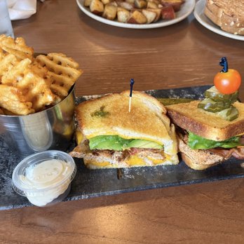 LAKE ST CAFE - ADDISON - Updated January 2025 - 262 Photos & 102 ...