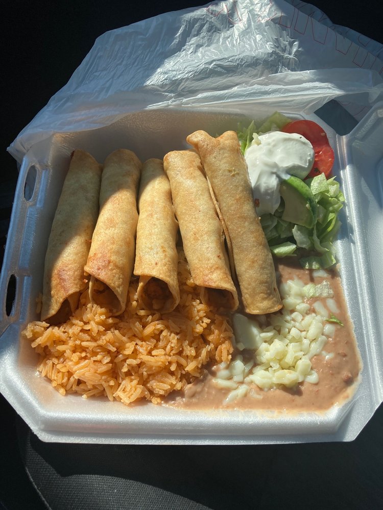 LA DELICIA MEXICAN RESTAURANT - Updated August 2025 - 56 Photos & 36 ...