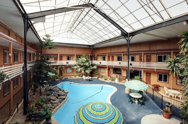 FIESTA MOTOR INN - Updated November 2025 - 1000 E Division St ...