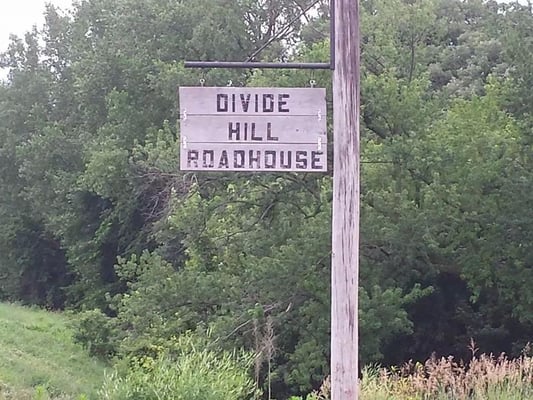 DIVIDE HILL ROADHOUSE - Updated September 2025 - 15298 Hwy L20, Castana ...