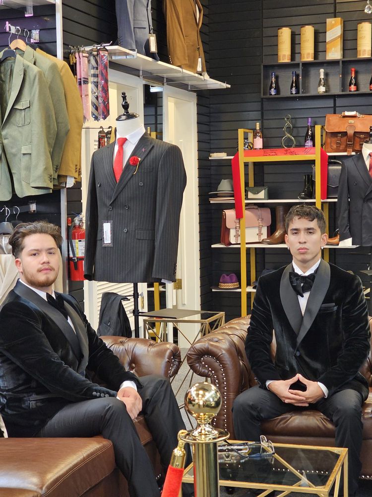 JAKIRI FASHION - Updated September 2025 - 4250 Cerrillos Rd, Santa Fe, New Mexico - Men's ...