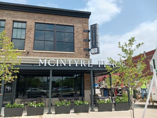 MCINTYRE PLACE - Updated December 2025 - 21 Photos - 116 S Jackson St ...