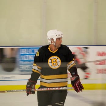 SCOTT RAKOW YOUTH CENTER - Updated December 2025 - 11 Photos & 18 ...