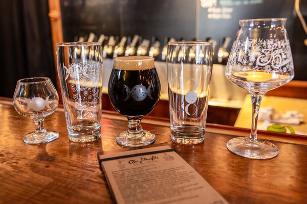 FOUR QUARTERS BREWING - 93 Photos & 58 Reviews - Breweries - 70 Main St ...