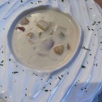 JONATHAN’S OGUNQUIT - Updated November 2024 - 184 Photos & 302 Reviews - 92 Bourne Ln, Ogunquit ...