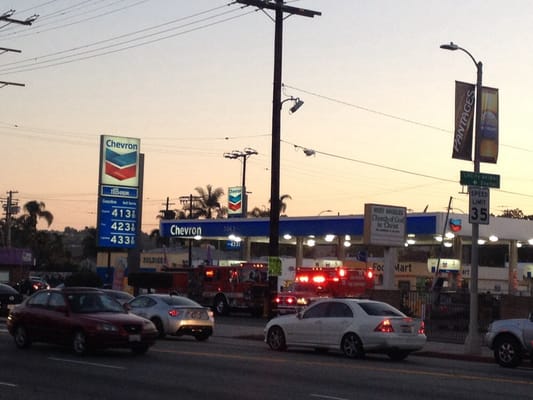 CHEVRON - Updated November 2025 - 3063 Crenshaw Blvd, Los Angeles ...