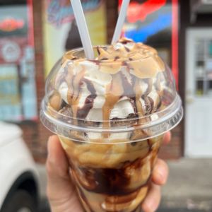 SHOCK ICE CREAM & DESSERT CAFE - Updated June 2025 - 70 Photos & 43 ...