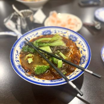 MEET NOODLES - Updated August 2025 - 543 Photos & 425 Reviews - 2121 ...