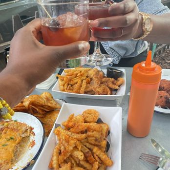 INA MAE TAVERN & PACKAGED GOODS - Updated February 2025 - 795 Photos ...