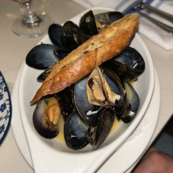 THE SHELL RESTAURANT - Updated October 2025 - 157 Photos & 147 Reviews ...