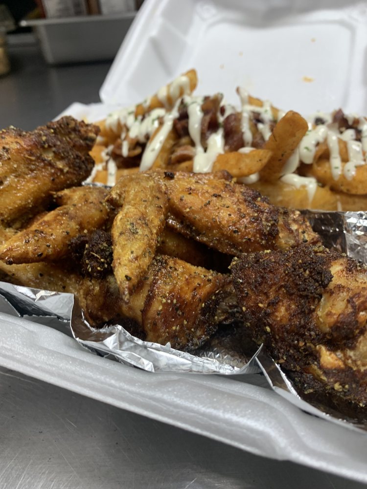 GREEDY’S BURGERS - Updated December 2025 - 37 Photos - 9606 C F Hawn ...