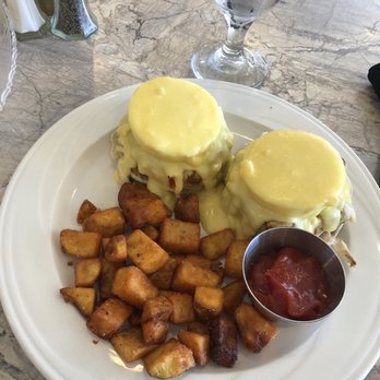 CAFE VOLARE - Updated December 2025 - 71 Photos & 40 Reviews - 302 N ...