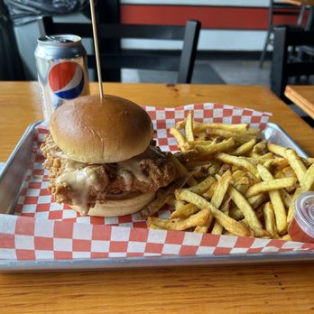 KNOCKOUT CHICKEN - Updated December 2025 - 240 Photos & 75 Reviews ...