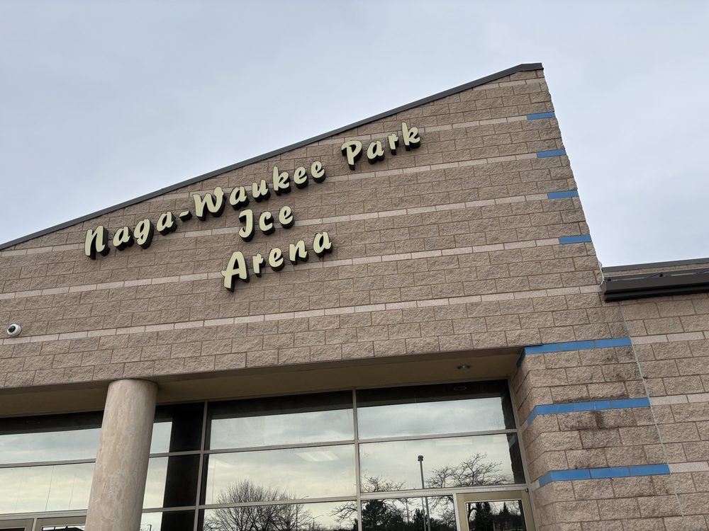 NAGA-WAUKEE ICE ARENA - Updated August 2025 - 2699 Golf Rd, Delafield ...