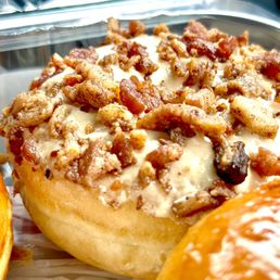 GLAZE’N DAZE DONUTS - Updated October 2025 - 281 Photos & 181 Reviews - 39 Greenville Ave ...