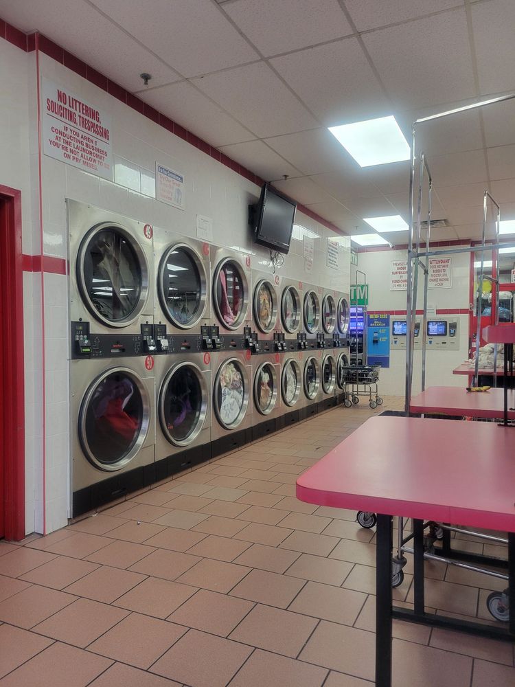 223RD MERRICK LAUNDRY - Updated October 2025 - 13 Photos - 23302 ...