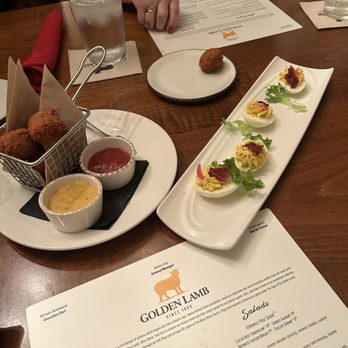 THE GOLDEN LAMB - Updated December 2024 - 609 Photos & 414 Reviews - 27 ...