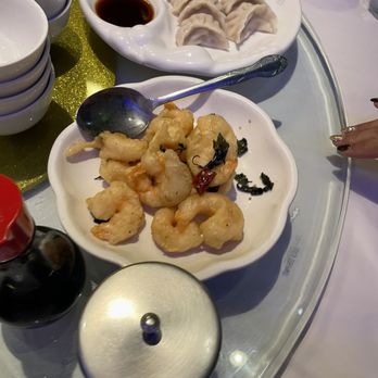 EAST WALL CHINESE RESTAURANT - Updated December 2024 - 1045 Photos ...