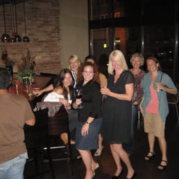 ZEITGEIST RESTAURANT & BAR - Updated November 2025 - 175 Photos & 150 Reviews - 222 E Superior ...