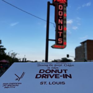 DONUT DRIVE-IN - 182 Photos & 298 Reviews - 6525 Chippewa St, Saint ...