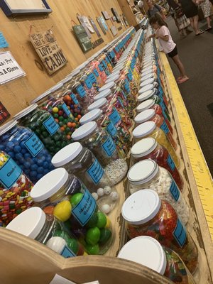 CHUTTERS - 171 Photos & 106 Reviews - 43 Main St, Littleton, NH, United ...