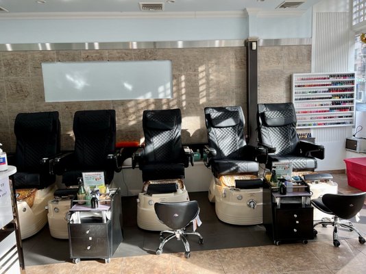 BROADWAY NAILS & SPA - Updated October 2025 - 44 Photos & 21 Reviews ...