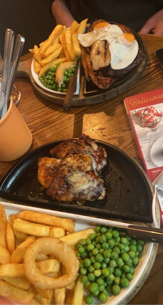 SUMMIT INN - Updated September 2024 - 10 Reviews - 826 Rochdale Road ...