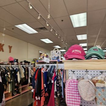 INDY CLOVER - Updated December 2025 - 37 Photos & 31 Reviews - 4450 N Tenaya Wy, Las Vegas ...