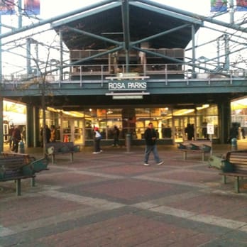 MTA HEMPSTEAD TRANSIT CENTER - Updated October 2024 - 35 Photos ...