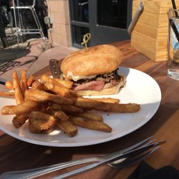 CAST IRON TAVERN - Updated May 2024 - 223 Photos & 300 Reviews - 111 N ...