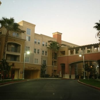 AVENUE ONE HOA - Updated January 2026 - 10 Reviews - 2100 Scholarship ...