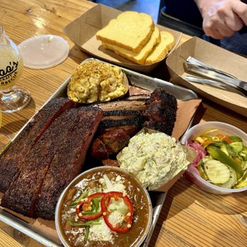 MOO’S CRAFT BARBECUE - Updated December 2024 - 1271 Photos & 735 ...