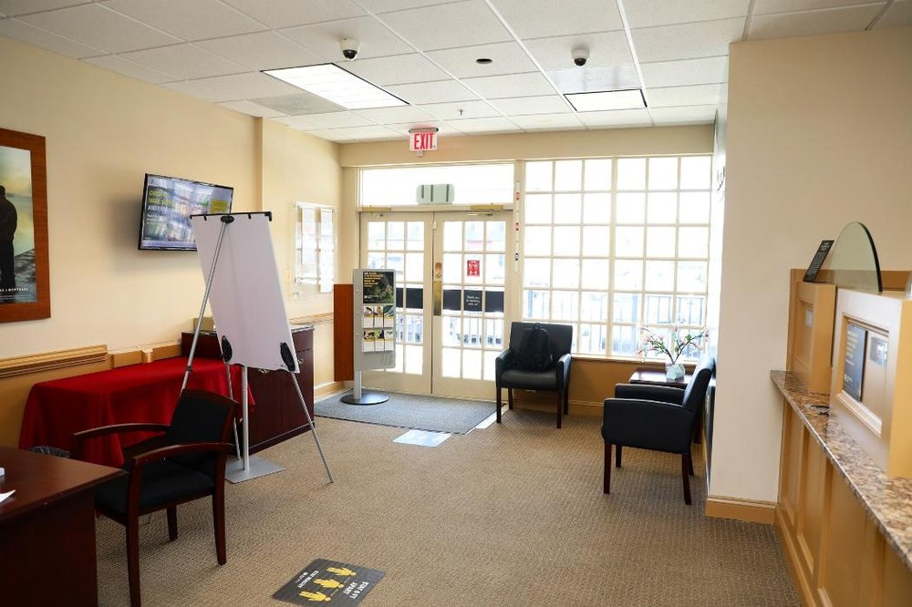 SANDY SPRING BANK - Updated March 2025 - 9812 Falls Rd, Potomac ...