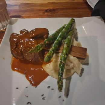 ESTELLA - Updated July 2025 - 264 Photos & 225 Reviews - 49 Temple Pl ...