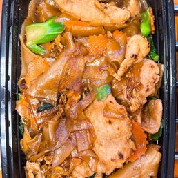 KIN DEE THAI & PHO - Updated December 2025 - 34 Photos & 67 Reviews ...