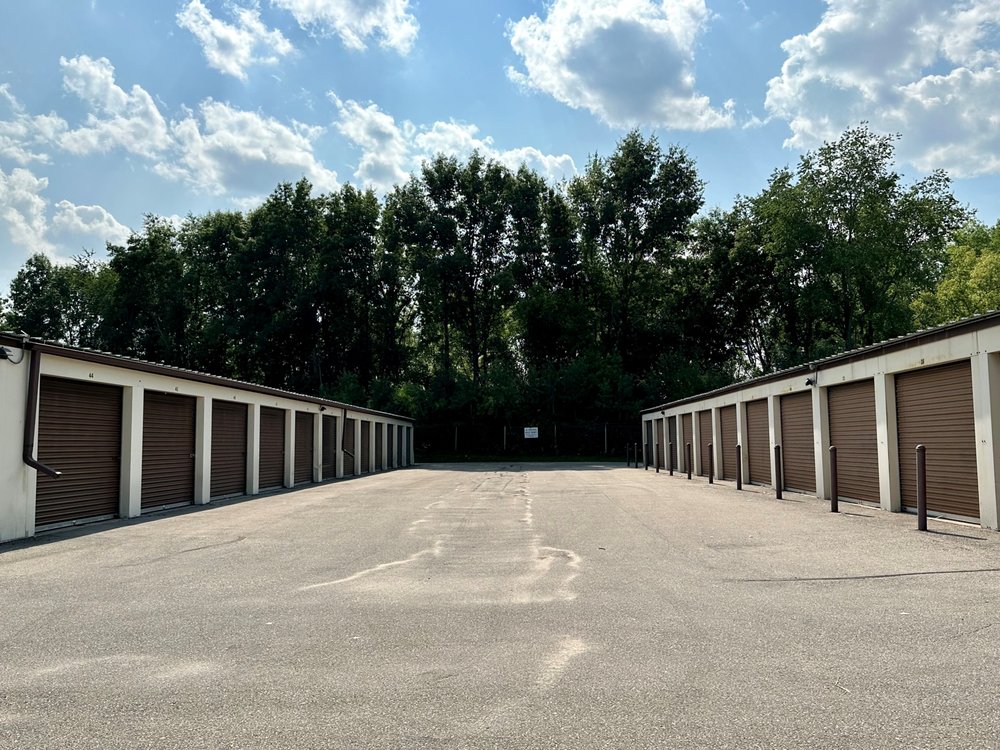 NORTH SHORE STORAGE - 5455 N Blue Bill Park Dr, Madison, Wisconsin ...