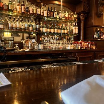 TWO FOOLS TAVERN - Updated September 2024 - 706 Photos & 739 Reviews ...