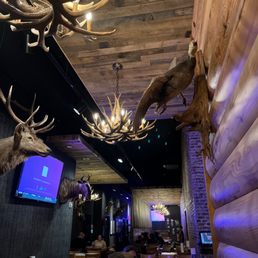 KOOKY CANUCK - Updated December 2025 - 789 Photos & 828 Reviews - 87 S ...