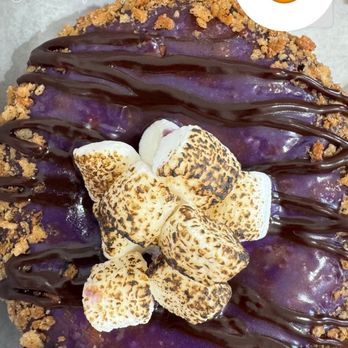 MOONBRIDGE DOUGHNUT STUDIO - Updated August 2024 - 261 Photos & 152 ...