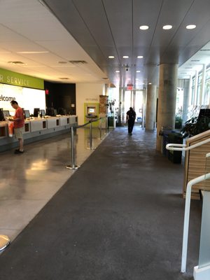 QUEENS PUBLIC LIBRARY - ELMHURST - Updated May 2024 - 91 Photos & 40 ...