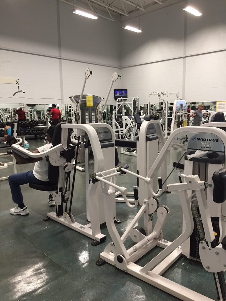 Coleman Gymnasium, Columbia | Roadtrippers