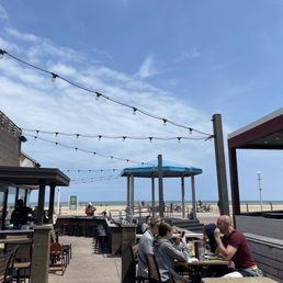 CHIX ON THE BEACH - Updated November 2025 - 1041 Photos & 1079 Reviews ...