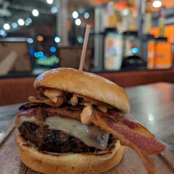 FLAMME BURGER - KEYSTONE - Updated July 2024 - 717 Photos & 550 Reviews ...