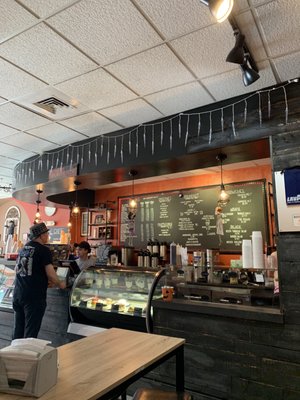 THE RED LINE CAFE - Updated December 2025 - 132 Photos & 275 Reviews ...