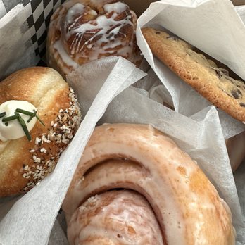 BLACK MAGIC BAKEHOUSE - Updated January 2025 - 82 Photos & 42 Reviews ...