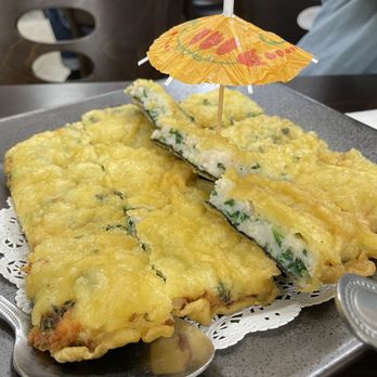 GOLDEN TREE RESTAURANT - Updated April 2024 - 354 Photos & 207 Reviews ...