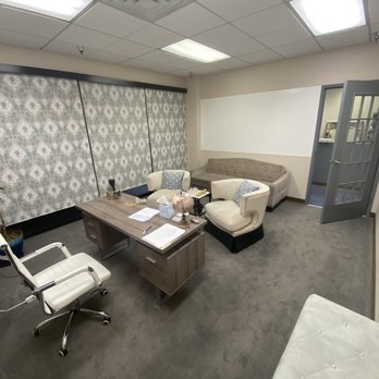 CALM CLINIC - Updated October 2025 - 14 Photos & 71 Reviews - 4029 Dean ...